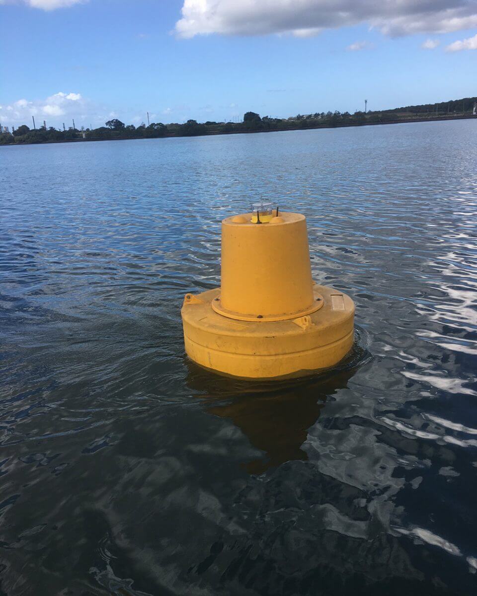 River tests for the Neville Bonner Bridge pylon location - Queen's ...